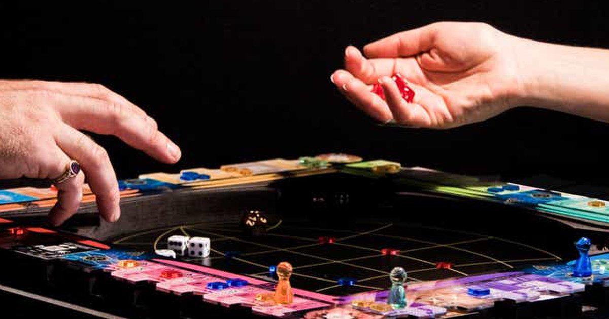 worldcontrol - pagestrip